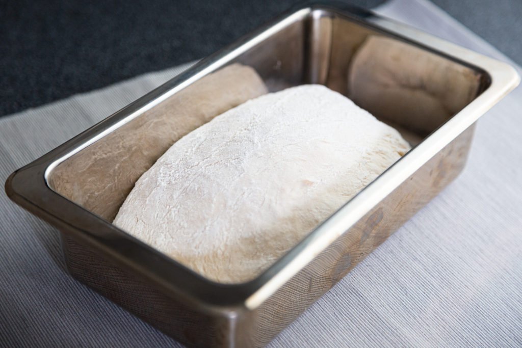 5-Minute Bread: So Easy You Can Bake it Daily! - LABIENT